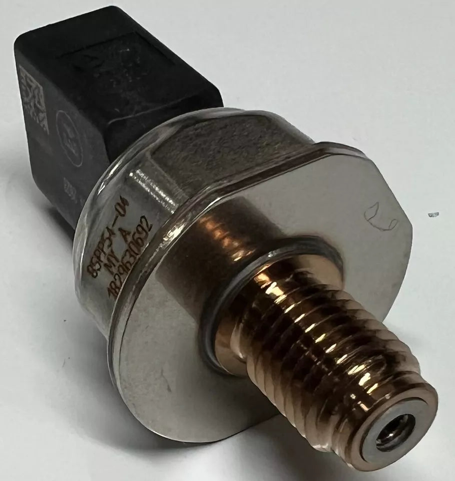 2235812 2235812PE Pressure Sensor Fuel Rail – Buymachineryparts