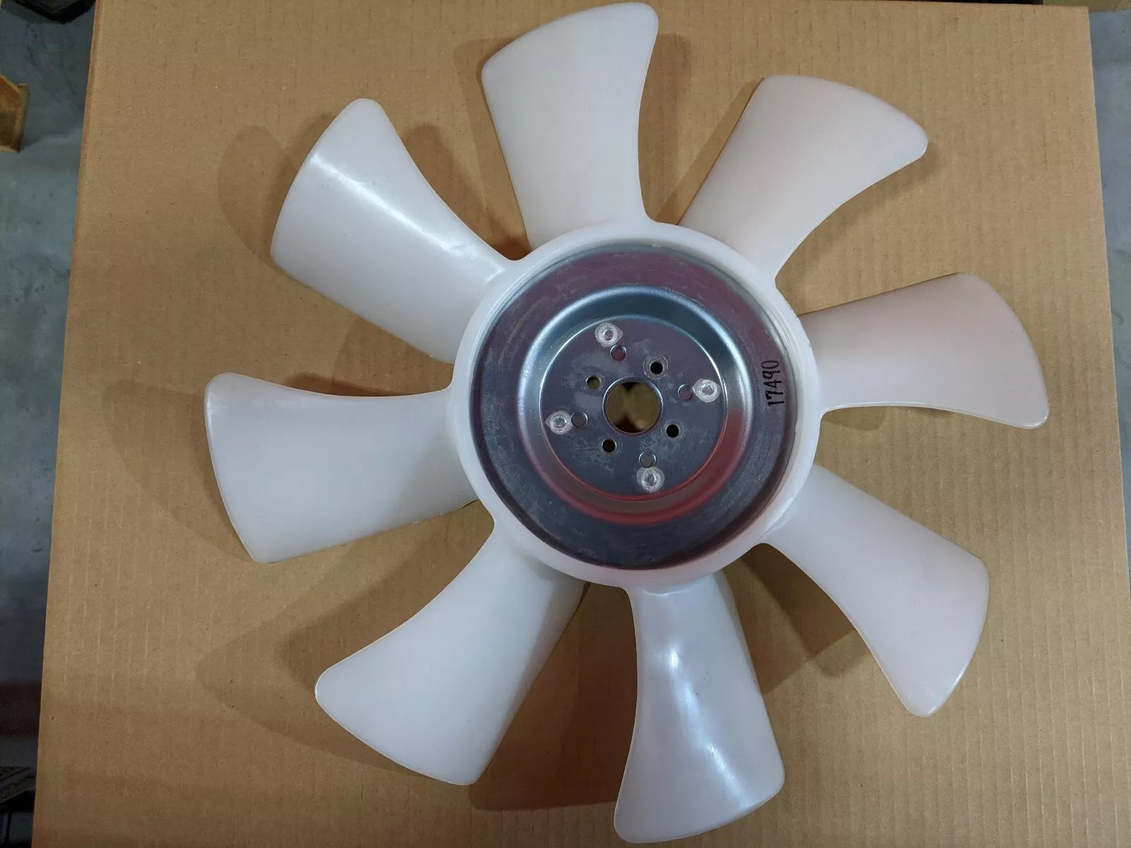 Fan 17490-74110 for Kubota Engine D1803 V2403 V2607 V3307 ...